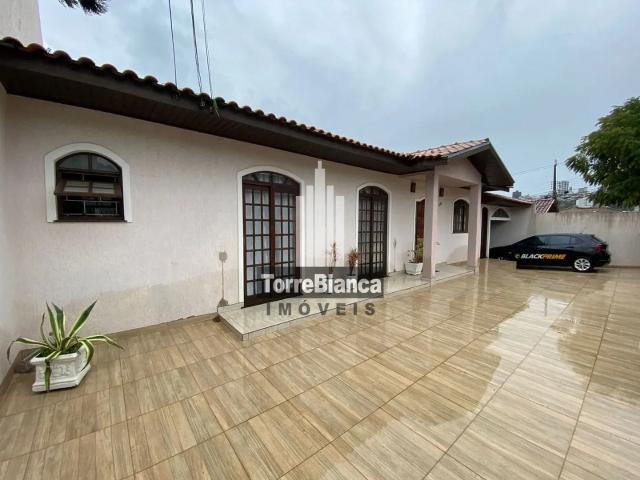 Casa em Estrela, Ponta Grossa/PR de 237m² 4 quartos à venda por R$ 715.000,00 ou para locação R$ 3.900,00/mes