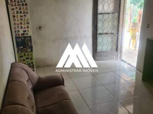 Casa em fase de acabamento a venda nos Marques