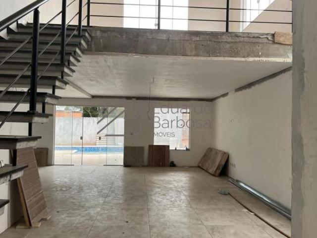 CASA EM FASE DE ACABAMENTO EM ATIBAIA/SP