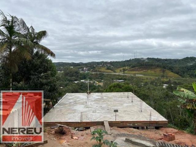 CASA EM FASE DE ACABAMENTO PRÓXIMO AO CENTRO EM JUQUITIBA