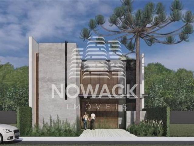 CASA EM FASE DE FINALIZAÇÃO COM 4 SUITES, ELEVADOR E 3 VAGAS EM SANTA FELICIDADE