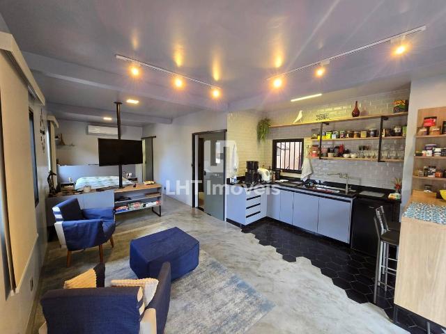 Casa em Fátima, Niterói/RJ de 389m² 3 quartos à venda por R$ 989.900,00