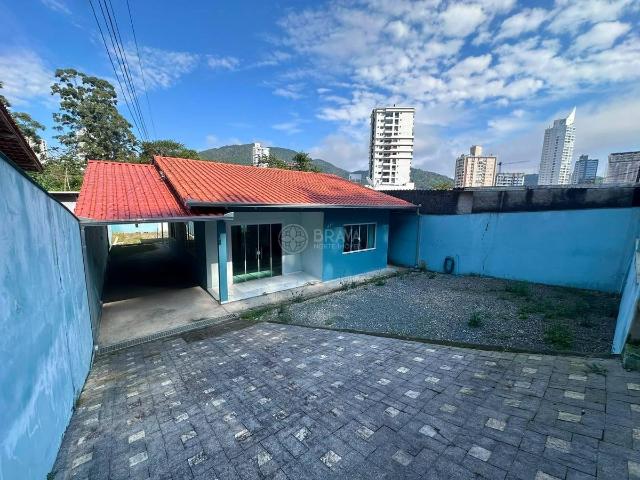 Casa em Fazenda, Itajaí/SC de 150m² 2 quartos para locação R$ 4.200,00/mes