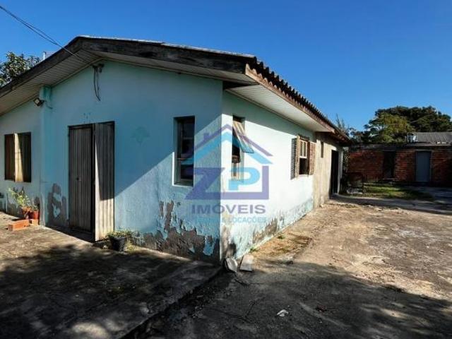 CASA EM FIGUEIRINHA 840m² de área
