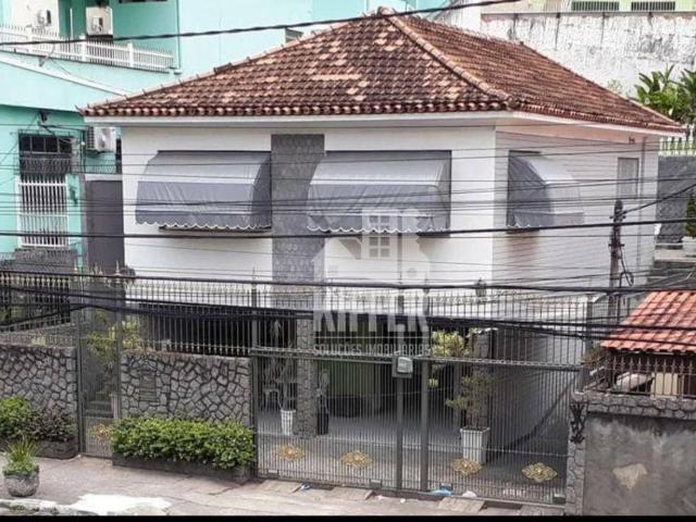 Casa em Fonseca, Niterói/RJ de 166m² 3 quartos à venda por R$ 979.000,00