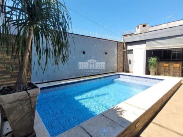 Casa em Guanabara, Araçatuba/SP de 208m² 3 quartos à venda por R$ 649.000,00