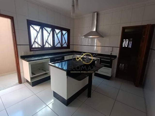 Casa em Guarulhos com 3 quartos à venda, 330 m² por R$ 1.200.000 Jardim Vila Galvão Guarulhos/SP