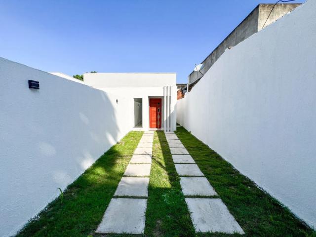 Casa em Guaratiba, Rio de Janeiro/RJ de 60m² 2 quartos à venda por R$ 269.000,00