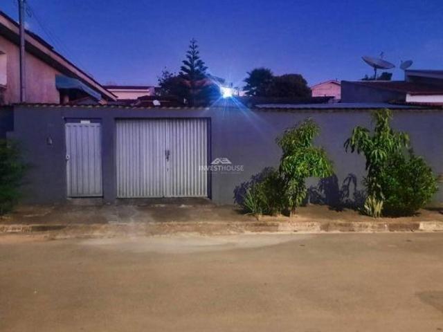 CASA EM GUAXUPÉ – ALTO DA COLINA