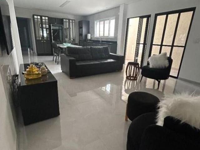 Casa em Guilhermina Praia Grande, SP