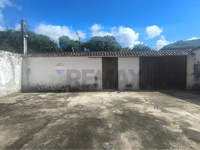 CASA EM GARAPU PRÓXIMO AO SHOPPING COSTA DOURADA