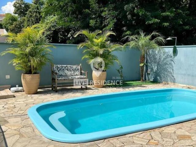 Casa em Giardino D&apos Itália, Itatiba/SP de 275m² 3 quartos à venda por R$ 1.250.000,00