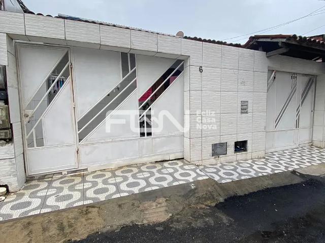 Casa em Gleba C, Camaçari/BA de 120m² 7 quartos à venda por R$ 279.000,00