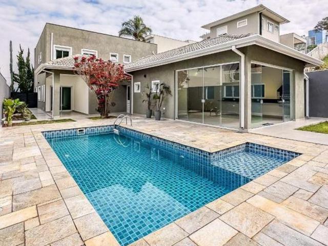 Casa em Golf Gardens, Carapicuíba/SP de 357m² 4 quartos à venda por R$ 2.600.000,00