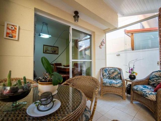 Casa em Granja Viana, Cotia/SP de 154m² 4 quartos à venda por R$ 1.170.000,00