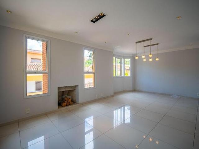 Casa em Granja Viana, Cotia/SP de 196m² 3 quartos à venda por R$ 1.250.000,00