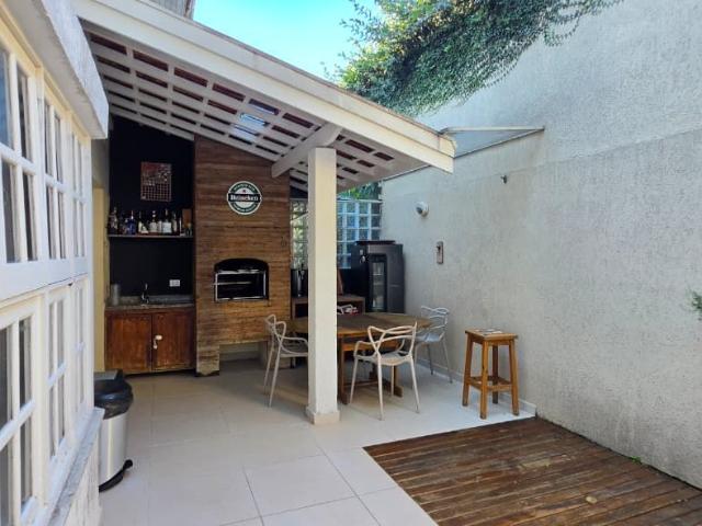 Casa em Granja Viana, Cotia/SP de 138m² 3 quartos à venda por R$ 939.900,00
