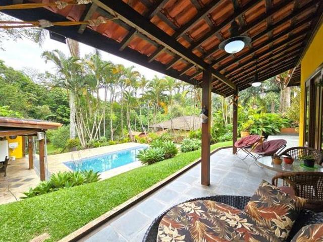Casa em Granja Viana, Cotia/SP de 356m² 5 quartos à venda por R$ 1.900.000,00