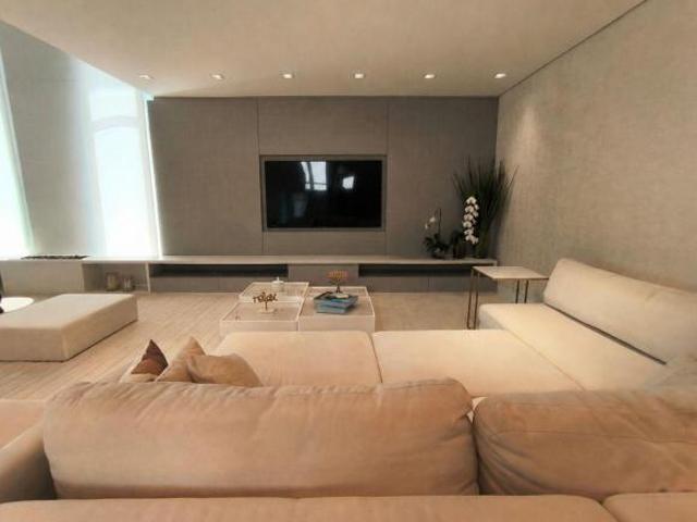 Casa em Granja Viana, Cotia/SP de 450m² 3 quartos à venda por R$ 5.700.000,00