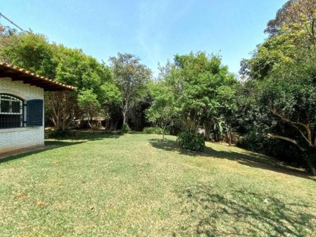 Casa em Granja Viana, Cotia/SP de 404m² 4 quartos à venda por R$ 2.275.000,00