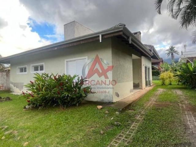 Casa em Horto Florestal, Ubatuba/SP de 200m² 3 quartos à venda por R$ 1.200.000,00