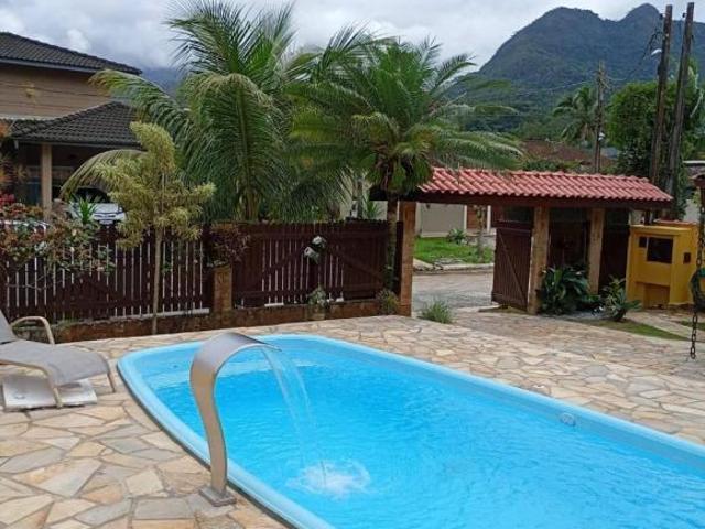 Casa em Horto Florestal, Ubatuba/SP de 250m² 3 quartos à venda por R$ 2.100.000,00