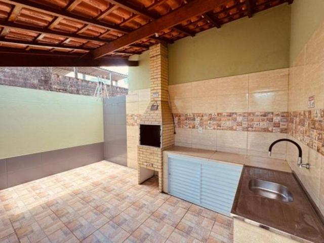 Casa em Itanhaém a venda em excelente bairro