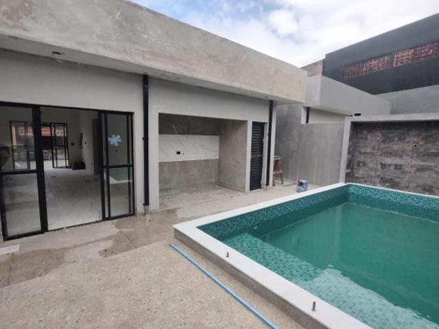 Casa em Itanhaém Lado praia a 300 metros do mar