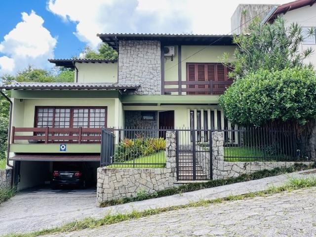 Casa em Itacorubi, Florianópolis/SC de 364m² 4 quartos à venda por R$ 2.599.900,00