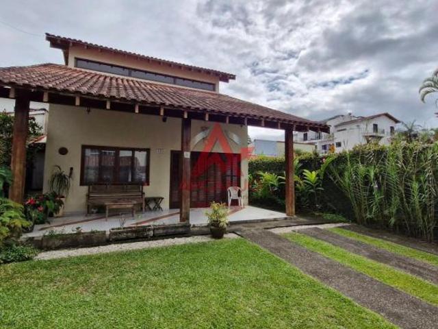 Casa em Itaguá, Ubatuba/SP de 193m² 5 quartos à venda por R$ 1.700.000,00