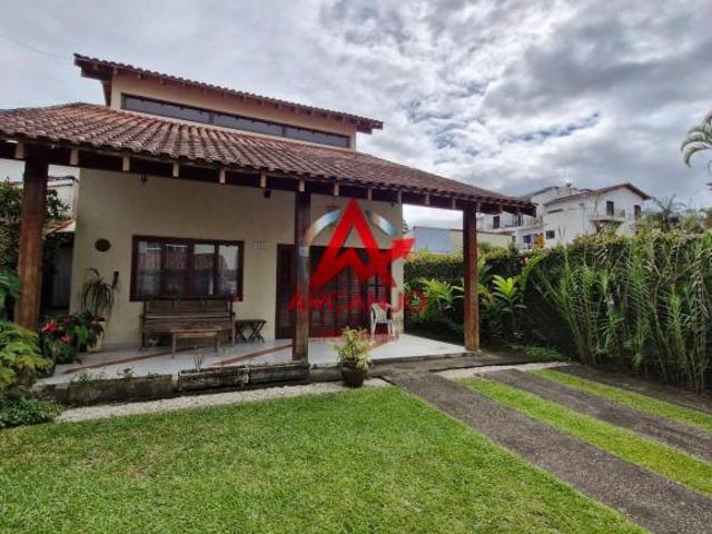Casa em Itaguá, Ubatuba/SP de 193m² 5 quartos à venda por R$ 1.700.000,00
