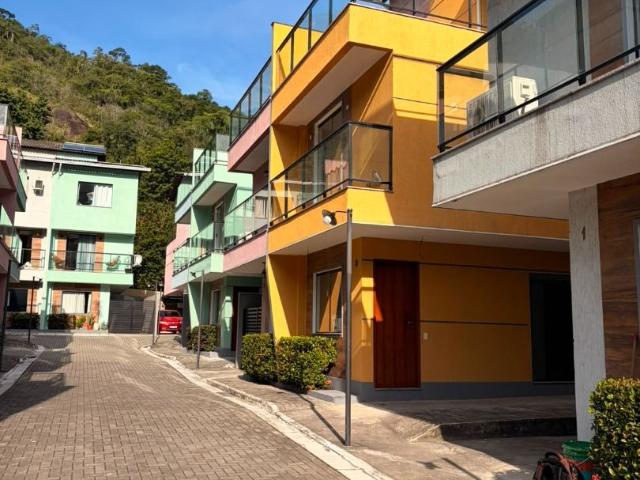 Casa em Itaipu, Niterói/RJ de 118m² 3 quartos para locação R$ 3.500,00/mes