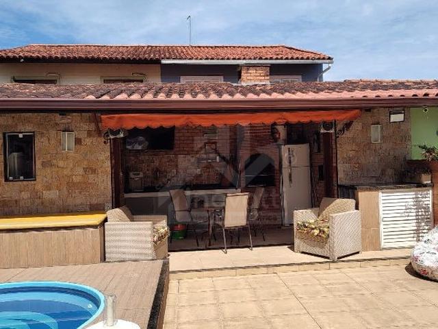 Casa em Itaipu, Niterói/RJ de 180m² 3 quartos à venda por R$ 889.000,00