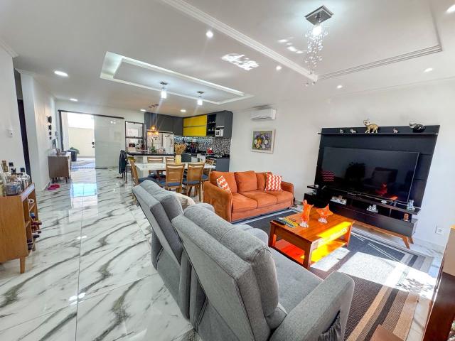 Casa em Itaipu, Niterói/RJ de 190m² 2 quartos à venda por R$ 974.000,00
