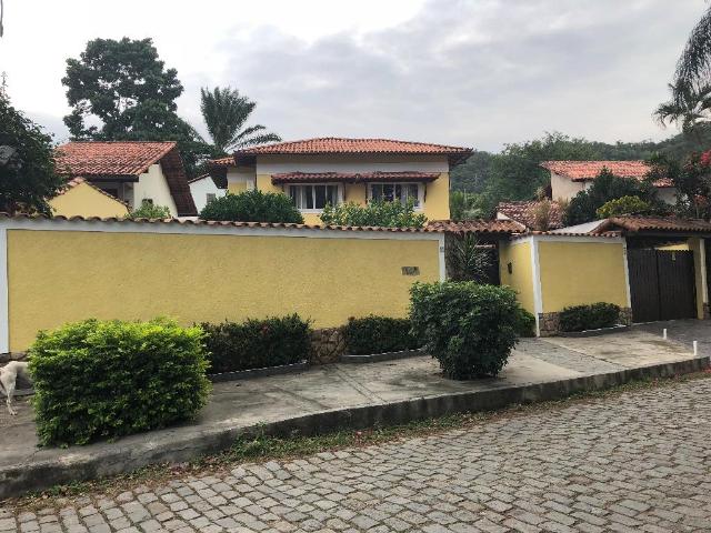 Casa em Itaipu, Niterói/RJ de 234m² 4 quartos à venda por R$ 1.099.900,00