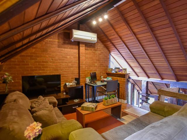 Casa em Itaipu, Niterói/RJ de 236m² 3 quartos à venda por R$ 1.689.900,00