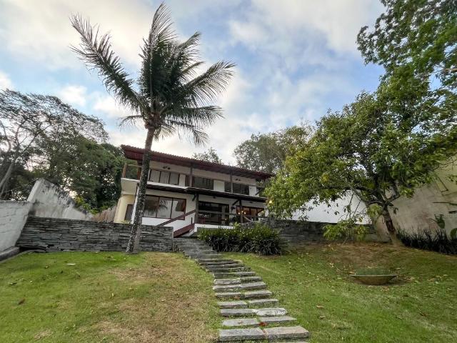 Casa em Itaipu, Niterói/RJ de 280m² 5 quartos à venda por R$ 979.900,00