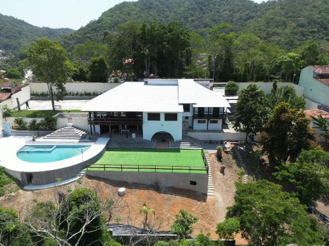Casa em Itaipu, Niterói/RJ de 300m² 5 quartos à venda por R$ 3.199.900,00