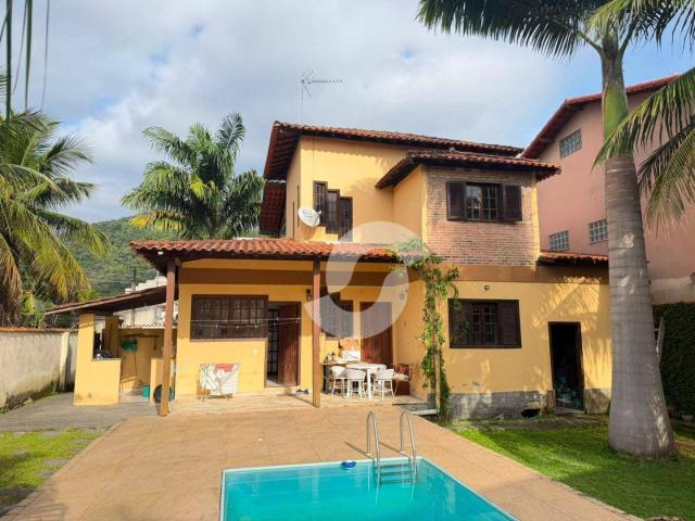 Casa em Itaipu, Niterói/RJ de 300m² 3 quartos à venda por R$ 849.000,00
