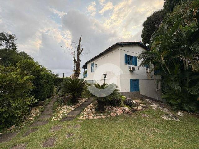 Casa em Itaipu, Niterói/RJ de 300m² 3 quartos à venda por R$ 1.489.900,00