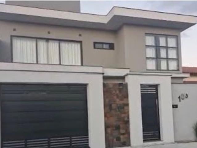 Casa em Itaipu, Niterói/RJ de 311m² 4 quartos à venda por R$ 2.249.000,00