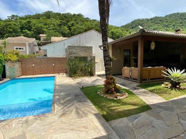 Casa em Itaipu, Niterói/RJ de 337m² 5 quartos à venda por R$ 1.789.900,00