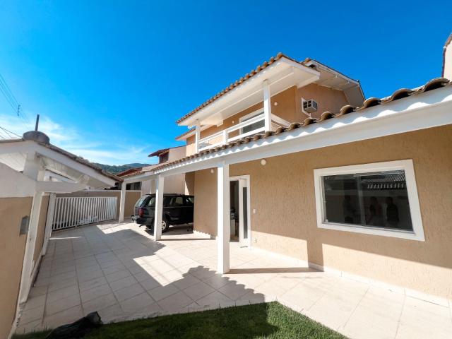 Casa em Itaipu, Niterói/RJ de 341m² 7 quartos à venda por R$ 1.889.900,00