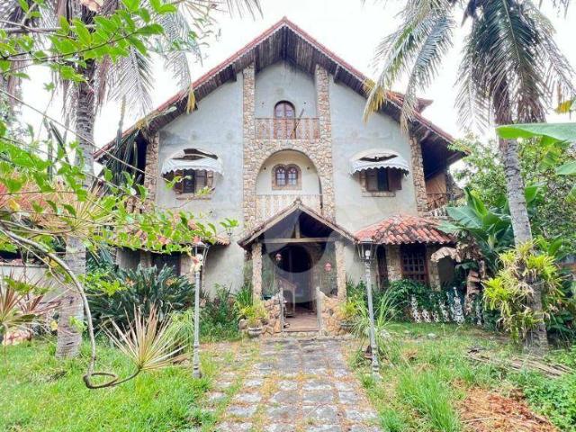 Casa em Itaipu, Niterói/RJ de 350m² 5 quartos à venda por R$ 2.029.900,00