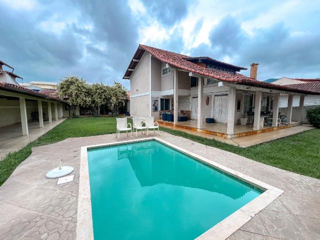 Casa em Itaipu, Niterói/RJ de 350m² 6 quartos à venda por R$ 1.749.000,00
