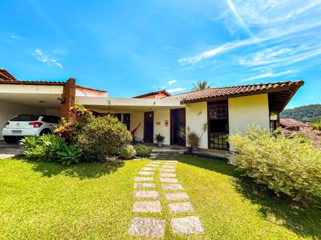Casa em Itaipu, Niterói/RJ de 420m² 3 quartos à venda por R$ 2.199.000,00