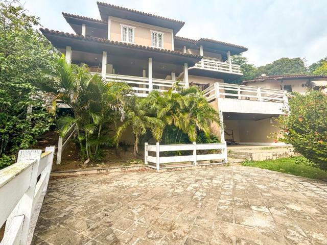 Casa em Itaipu, Niterói/RJ de 440m² 5 quartos à venda por R$ 1.799.900,00