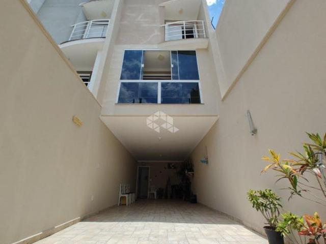 CASA EM ITAQUERA COM 3 DORMITÓRIOS 1 SUITE