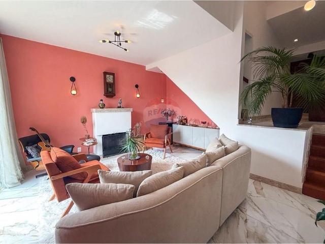 Casa em Iucas, Teresópolis/RJ de 102m² 2 quartos à venda por R$ 689.900,00