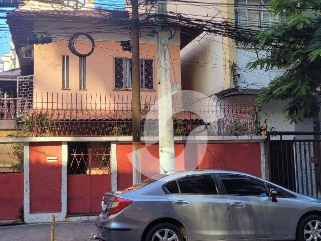 Casa em Icaraí, Niterói/RJ de 220m² 2 quartos à venda por R$ 3.599.900,00